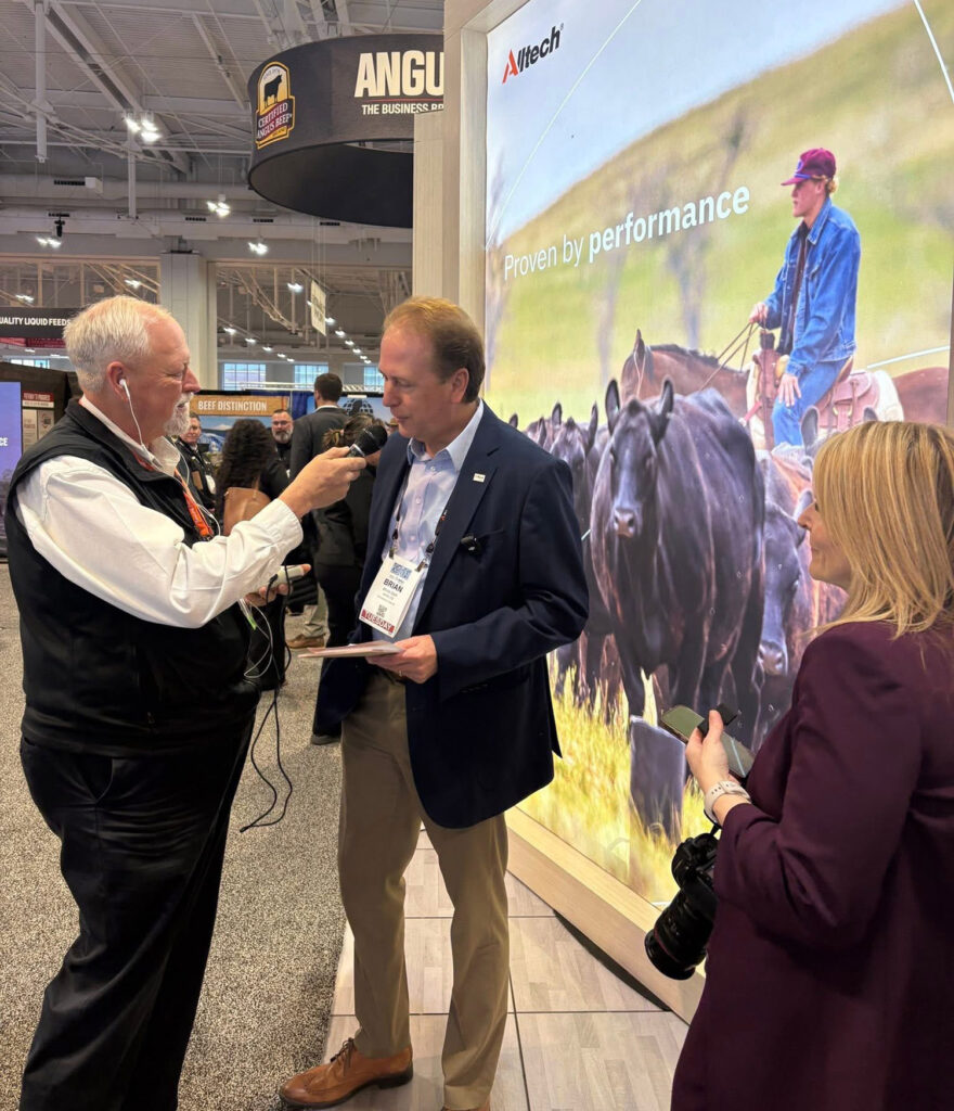 Akralos Animal Nutrition Debuts at CattleCon | AgWired